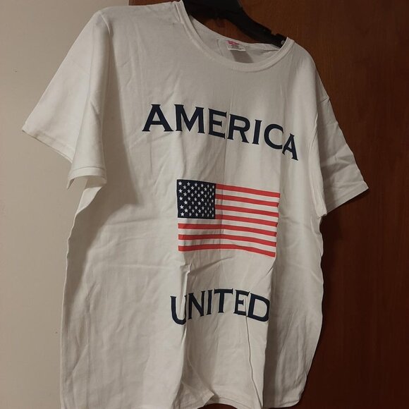 New ! Hanes Herway | Shirts | New Hanes Herway America United With Flag ...